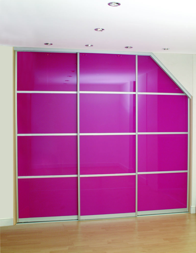 S9-Angled-Sliding-Wardrobe-Doors-Four-Panel-Fuchsia-Pink-Closed ...